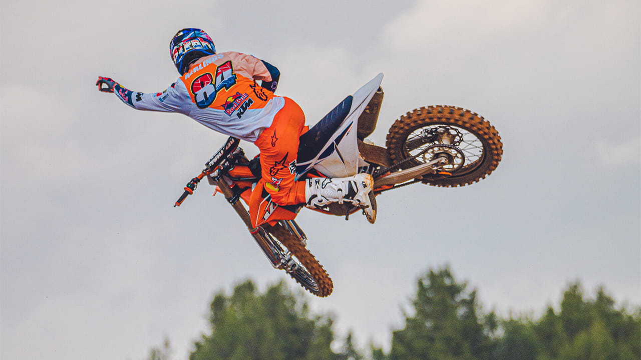 ¿Cómo Realizar Saltos en Motocross? Todo lo que Debes Saber - Eurobike Mx